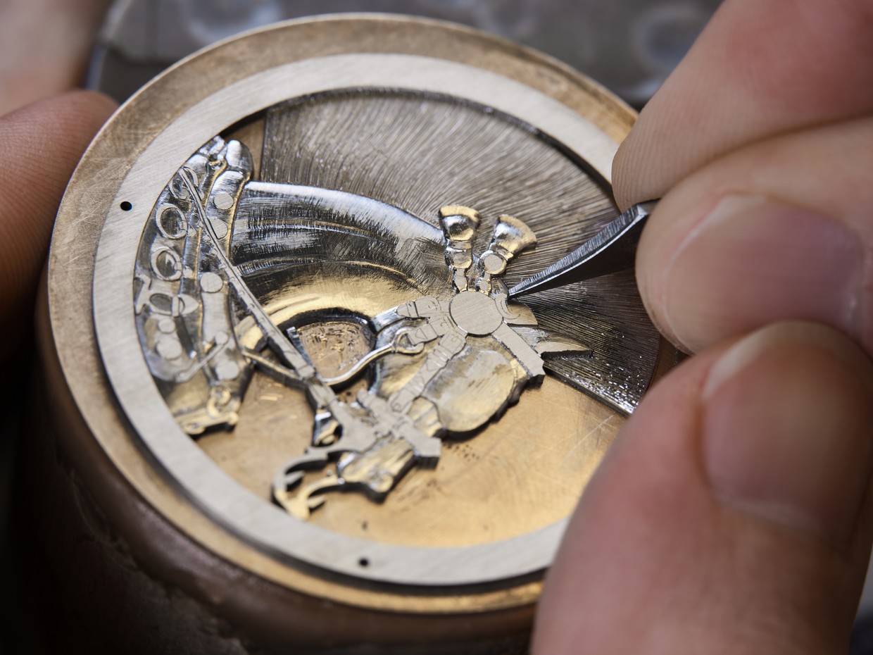 Hermès : Découverte d'une montre de poche unique, l'Arceau Pocket ...