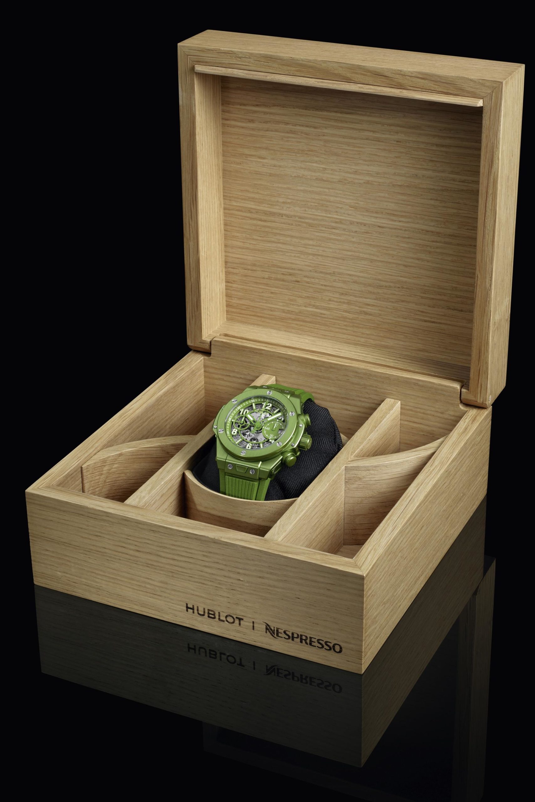 Hublot Big Bang Unico Nespresso Origin : Une collaboration unique entre ...