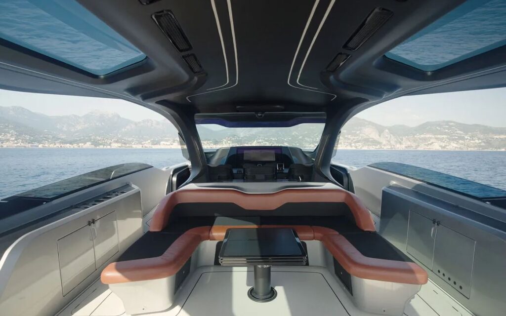 Victory Marine Bolide 80 : Découvrez le yacht le plus rapide du monde