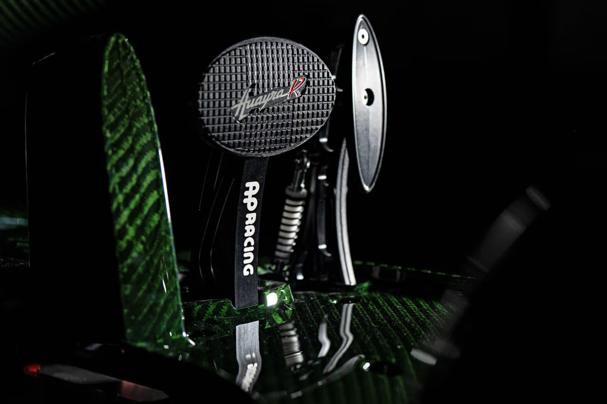 Pagani Huayra R : Découverte d'un simulateur de conduite plus que réaliste