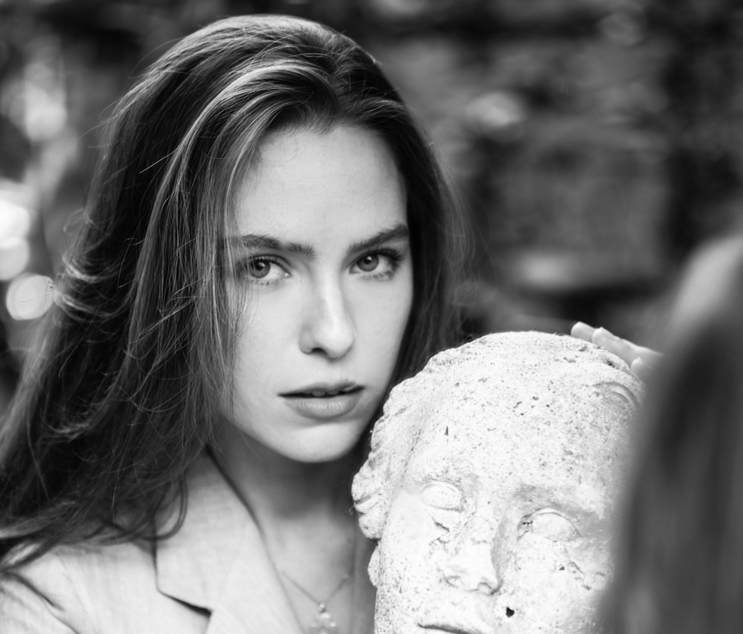 Les iconiques / Luxe & Cinéma : Rencontre avec Jade Pedri