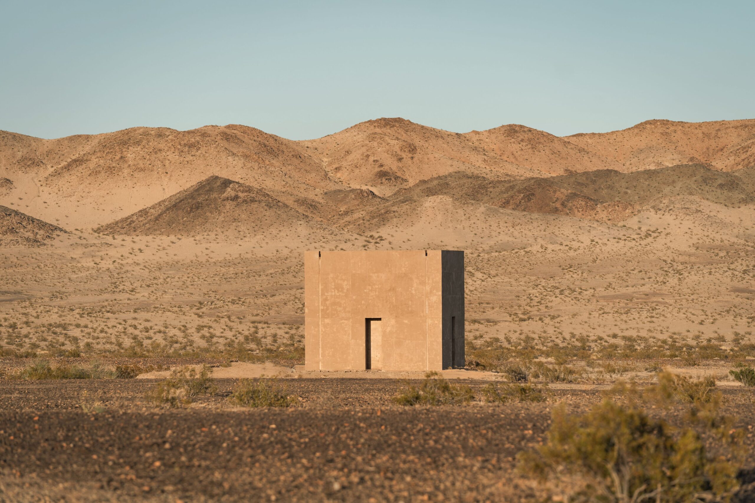 Folly Mojave : Une Expérience Immersive au Cœur du Désert Californien